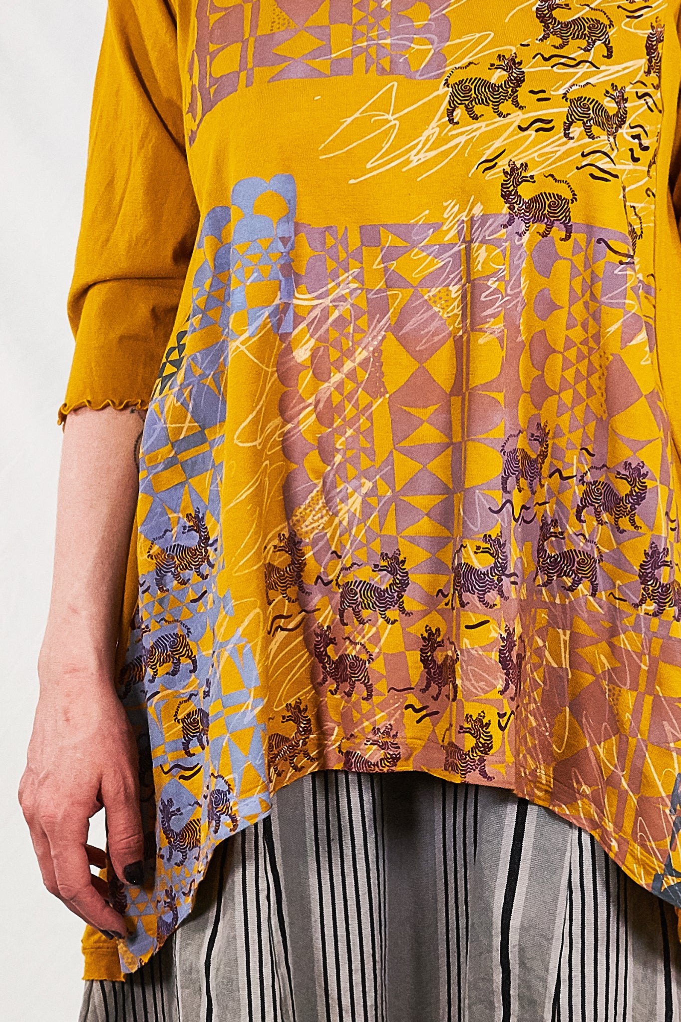 1248 V-neck Hi/Lo Top-Turmeric-P - Blue Fish Clothing