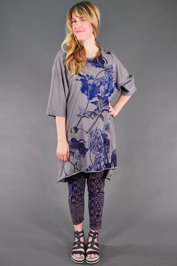 1564 Euro Slim Fit Art Tunic Pewter-Cool Botanical - Blue Fish Clothing