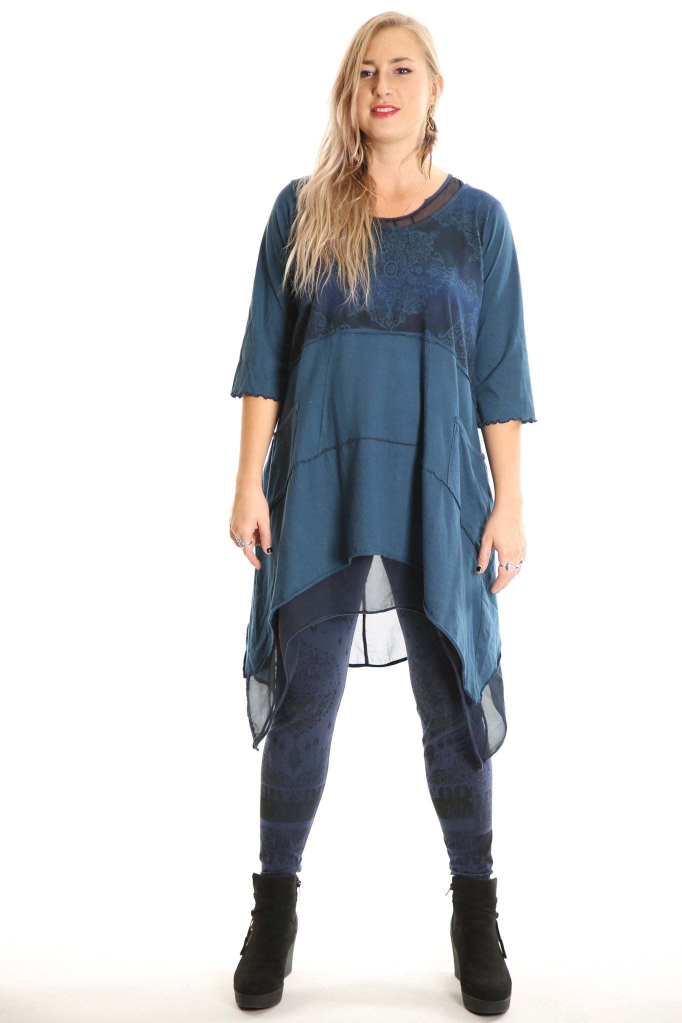 2222 Vector Tunic New Verona-Printed - Blue Fish Clothing