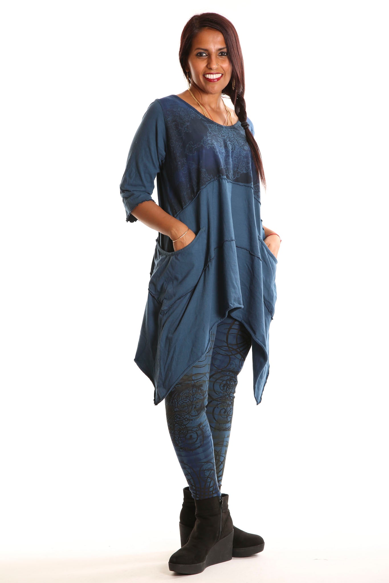 2222 Vector Tunic New Verona-Printed - Blue Fish Clothing